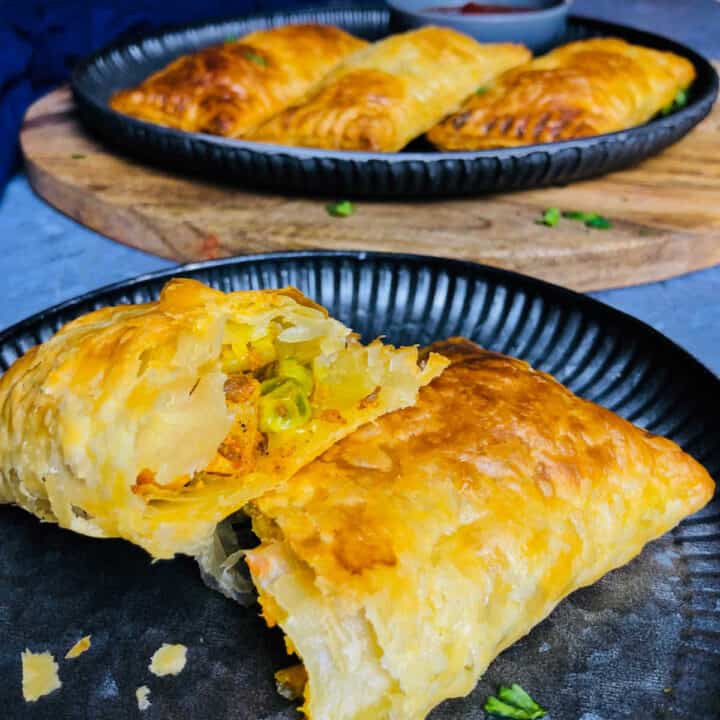 Veg Puff / Bakery Style Vegetable Puffs - Easy Indian Cookbook