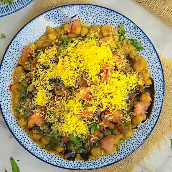 Ragda Patties / Aloo Tikki Chaat - Easy Indian Cookbook