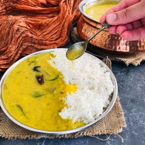 Mango Dal / South Indian Raw Green Mango Dal - Easy Indian Cookbook