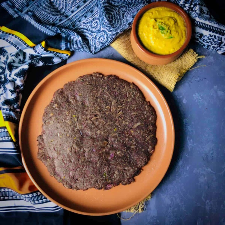Ragi Rotti / Ragi Roti (Finger Millet Flatbread) - Easy Indian Cookbook