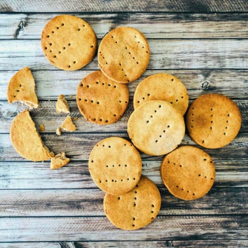 Singhara Atta Mathri (Air Fryer) - Easy Indian Cookbook