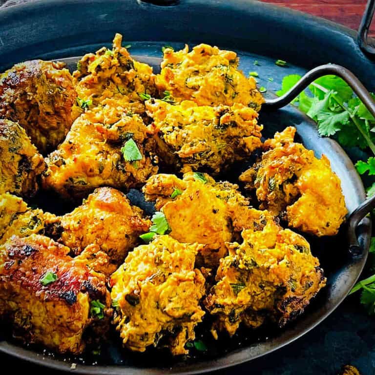 Chicken Pakora Recipe (Crispy Chicken Pakoda) - Easy Indian Cookbook
