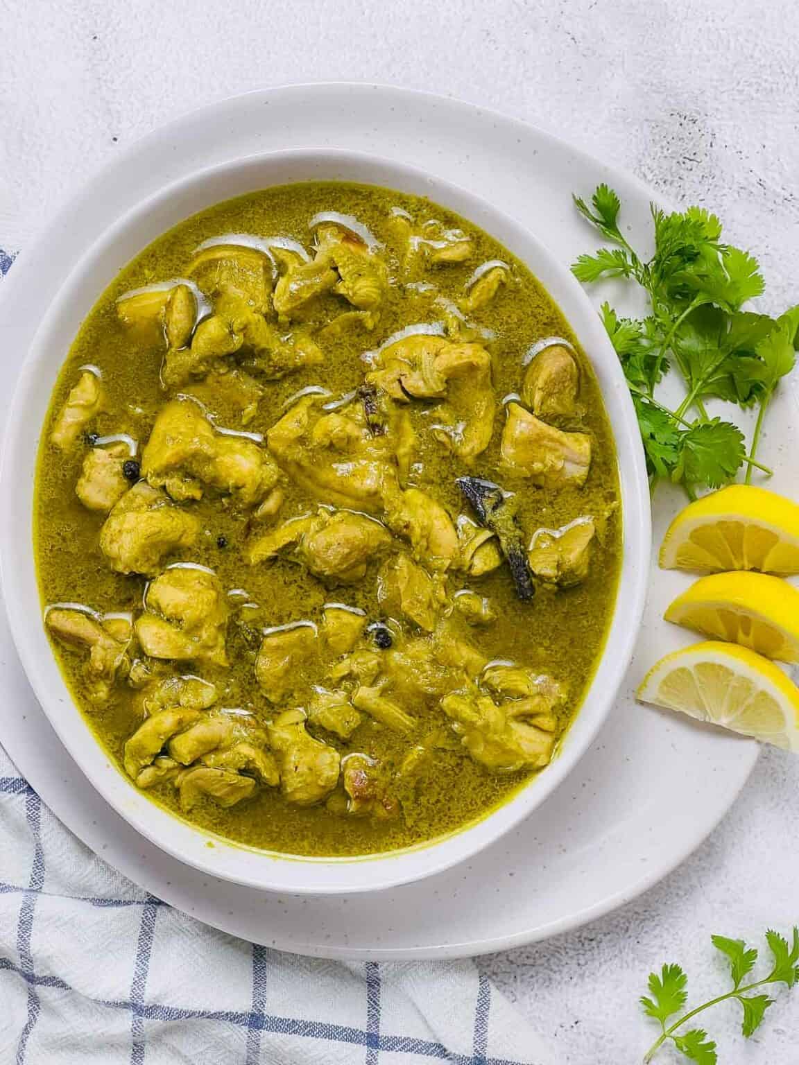 Cilantro Chicken Curry / Dhaniya Chicken - Easy Indian Cookbook