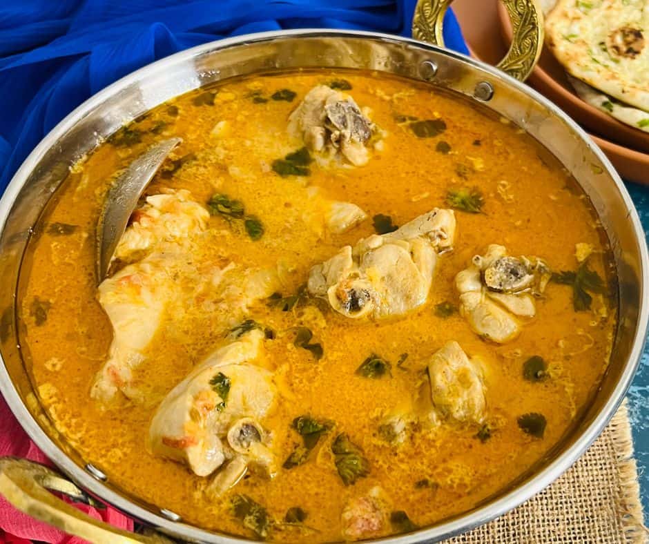 Balti Chicken in Instant Pot - Easy Indian Cookbook