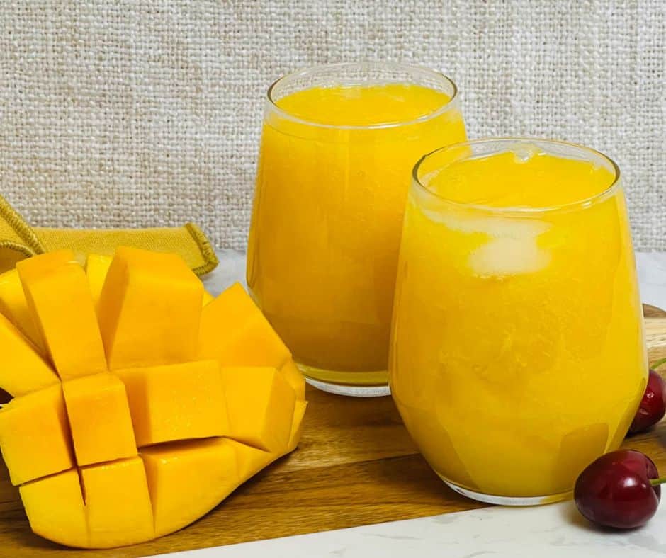 Homemade Mango Juice - Easy Indian Cookbook