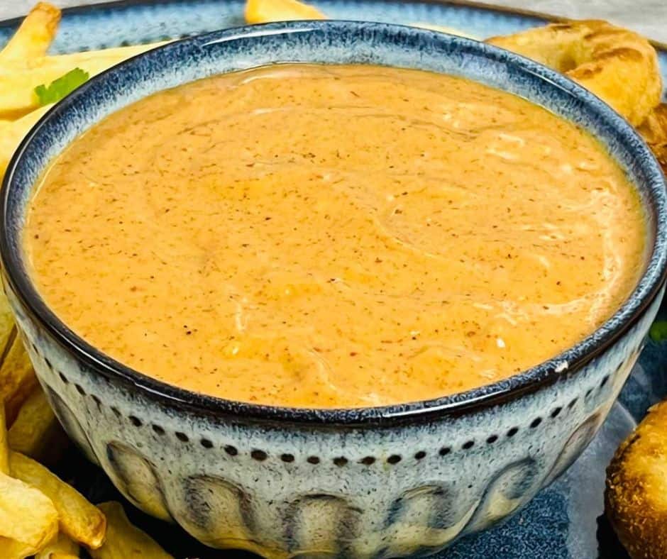 Tandoori Mayonaisse (Easy Tandoori Mayo) - Easy Indian Cookbook